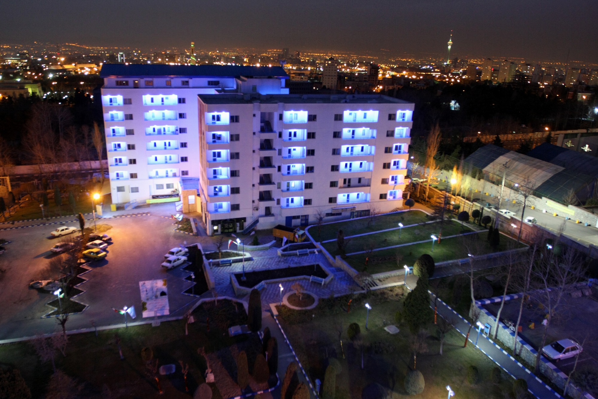 دانشگاه علوم پزشکی شهید بهشتی | دانشگاه علوم پزشکی شهید بهشتی در یک نگاه